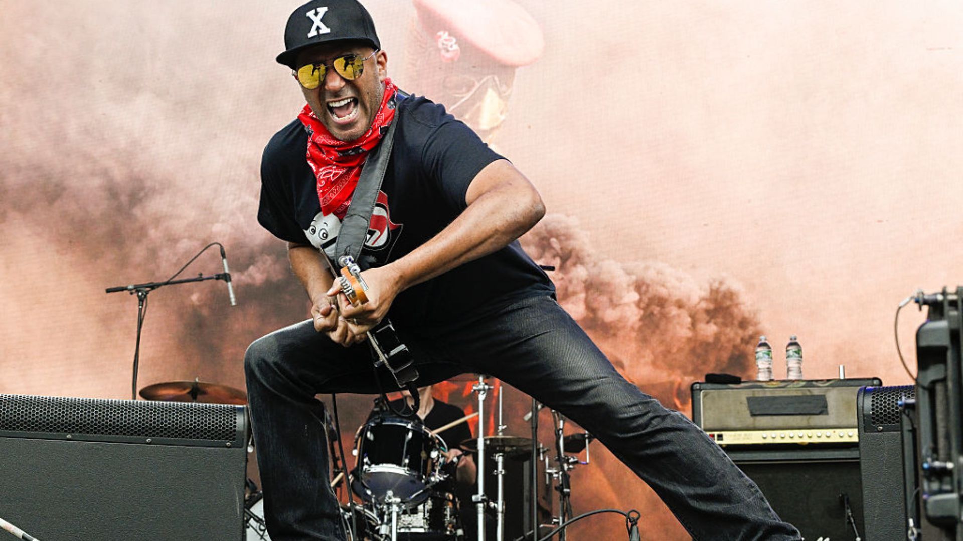 Tom Morello Sends Message To Tommy Robinson During Download Festival Set