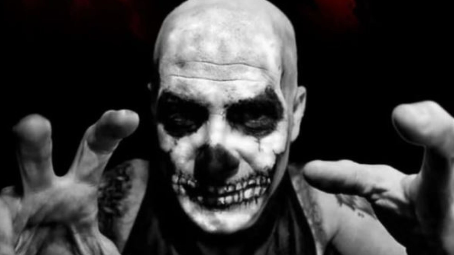 Former Misfits Singer Michale Graves Opens Up About Becoming Born Again